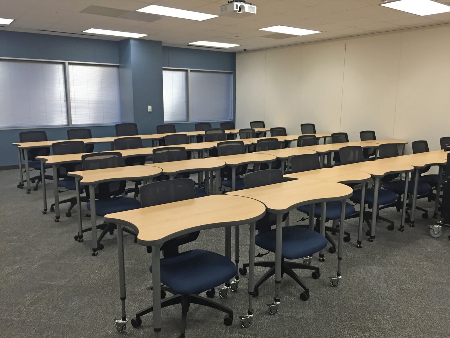 2016-12 — University of Houston, Downtown – Computer Comforts